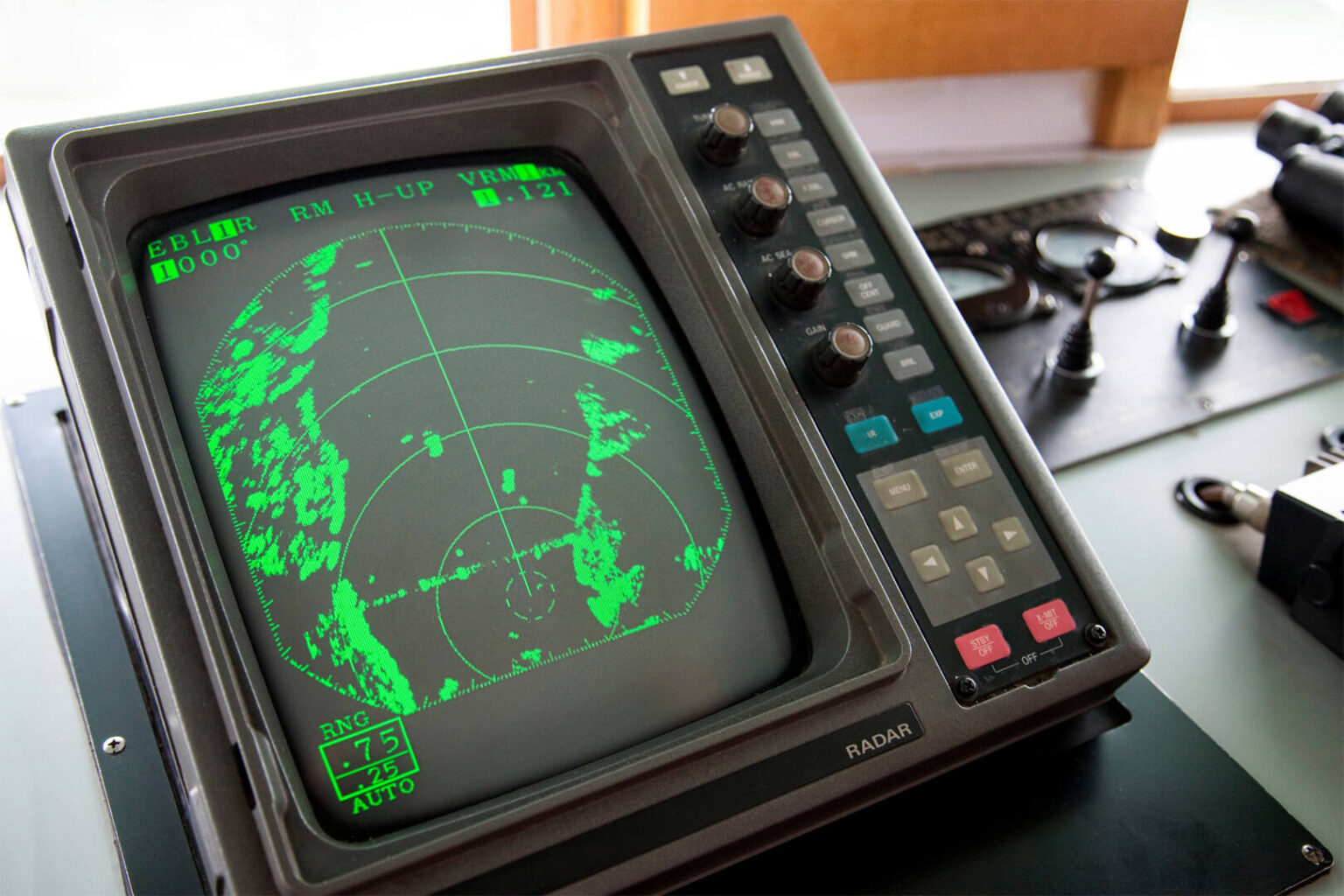 WHAT IS AIS. AUTOMATIC IDENTIFICATION SYSTEM GUIDE.